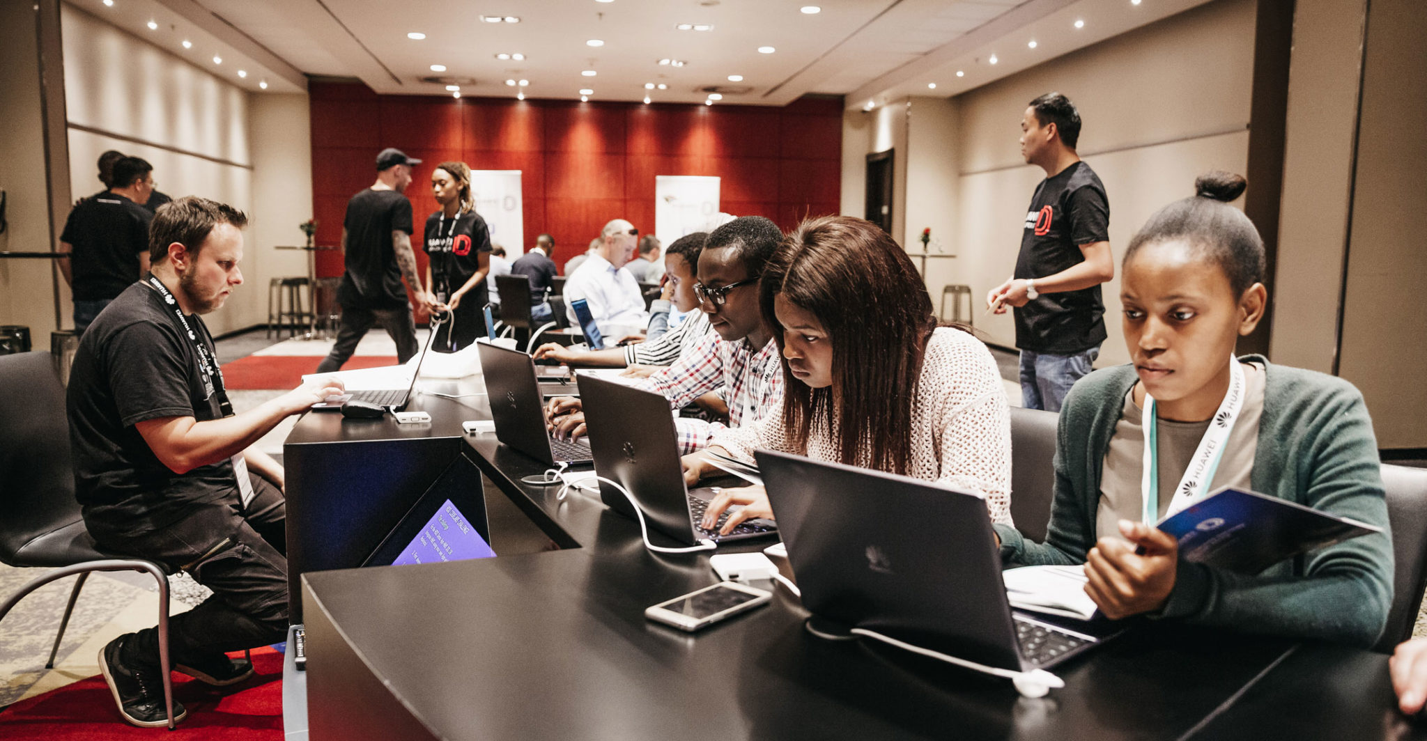 Huawei is offering big prizes to South African app developers - TechCentral