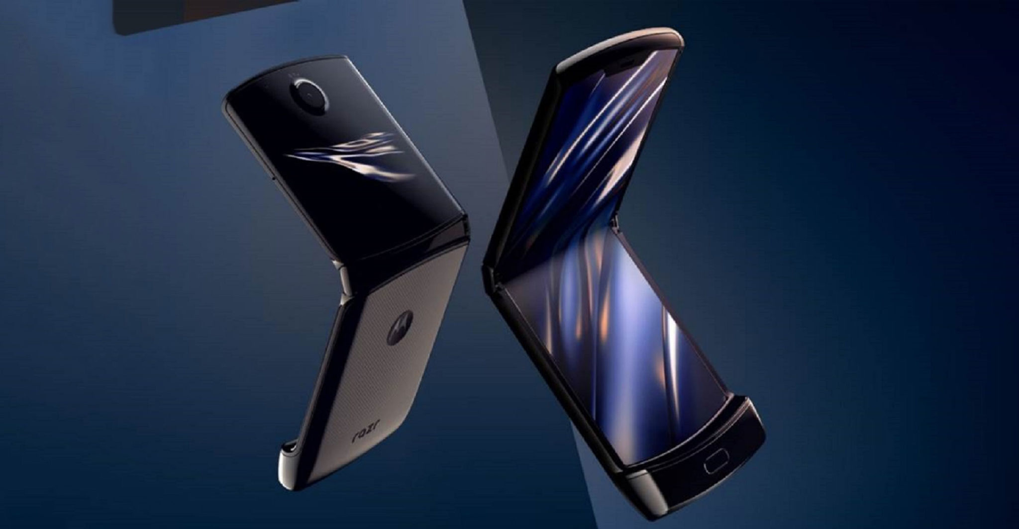 'Bumps and lumps' are normal, says Motorola of its folding phone ...