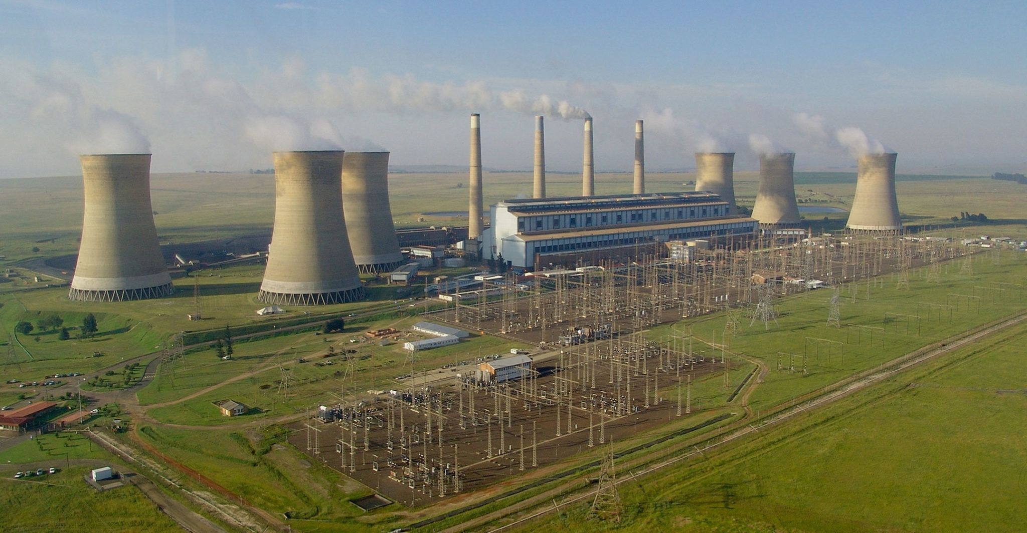 Explosion knocks out Eskom unit - TechCentral News