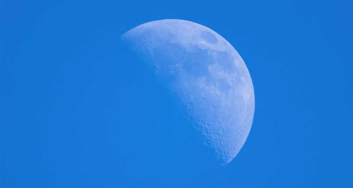 Rock collected by Apollo 17 astronaut reveals true age of the moon