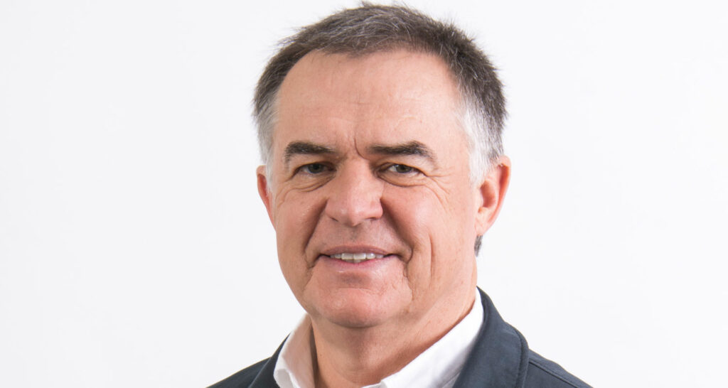 South Africa's biggest cellphone dealer is a clothing retailer ...