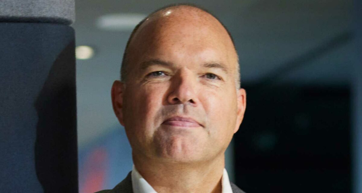 Vodafone CEO to step down