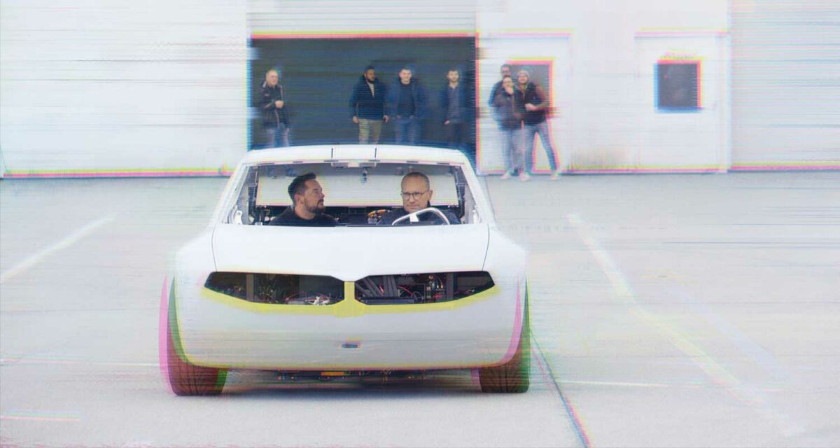 BMW takes cues from Apple with radical new prototype - TechCentral