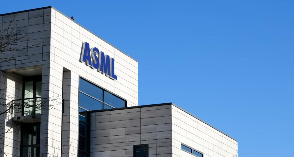 ASML's new AI chip machine costs R7.2-billion a pop - TechCentral