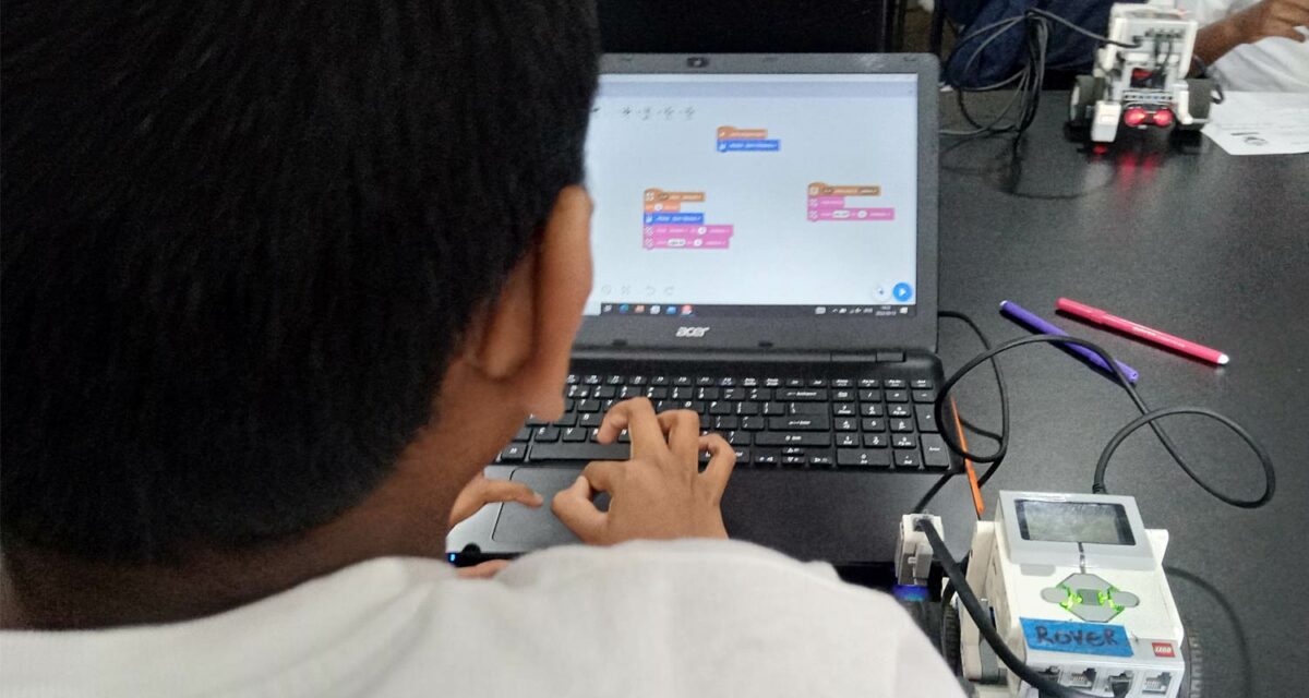 See world-class robotics built by South African school kids - TechCentral