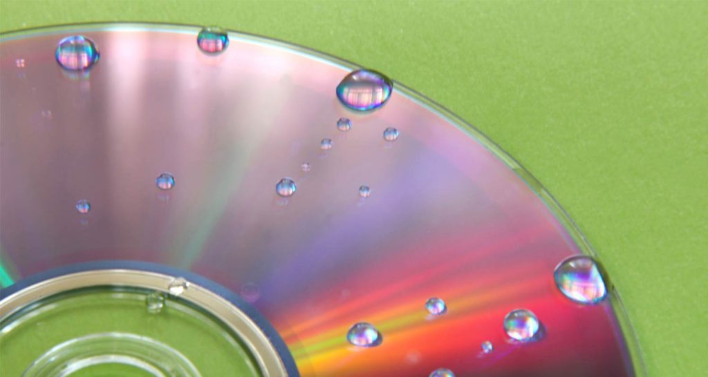 New DVD-sized optical disc stores 125 000GB of data