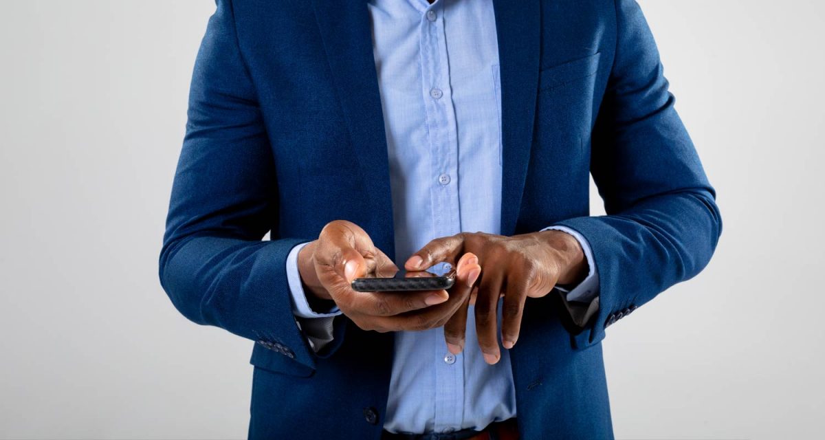 Perplexity in talks to integrate AI assistant into Samsung, Motorola phones