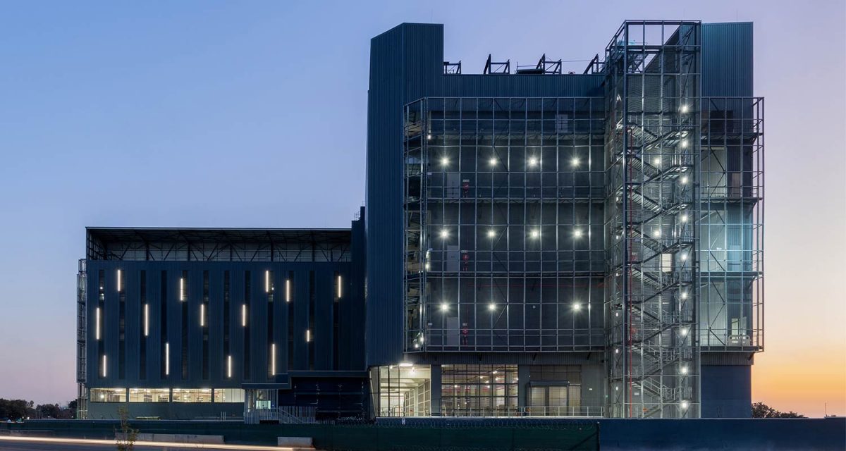 Digital fortress: We go inside JB5, Teraco's giant new AI-ready data ...