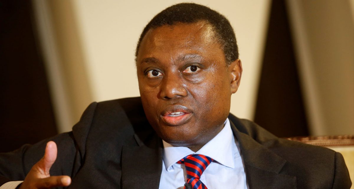 Standard Bank CEO Sim Tshabalala to step down in 2027 - TechCentral News