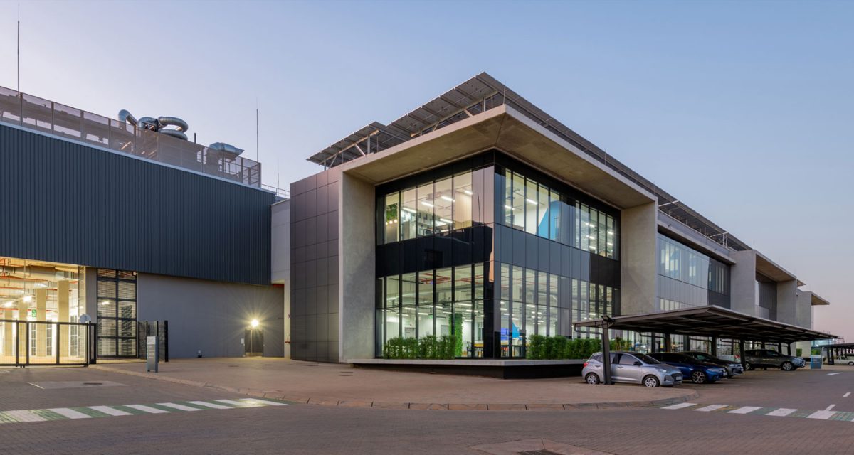 Teraco says it's completed JB4, a 50MW data centre - TechCentral Cloud ...