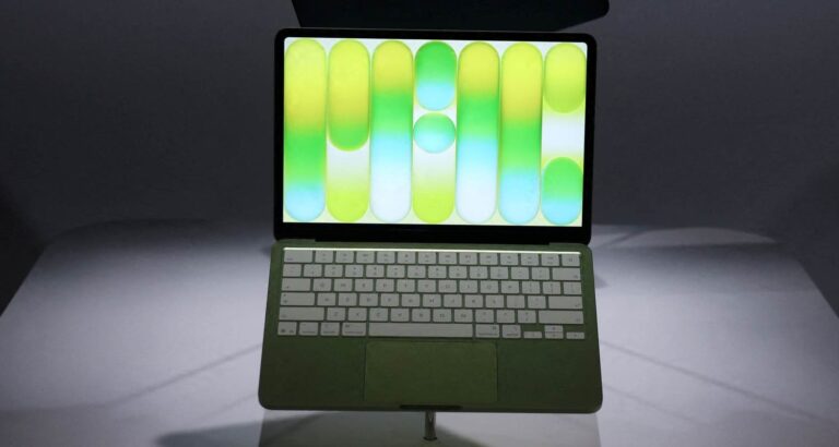iStore prices MacBook Neo at R11 999 in South Africa